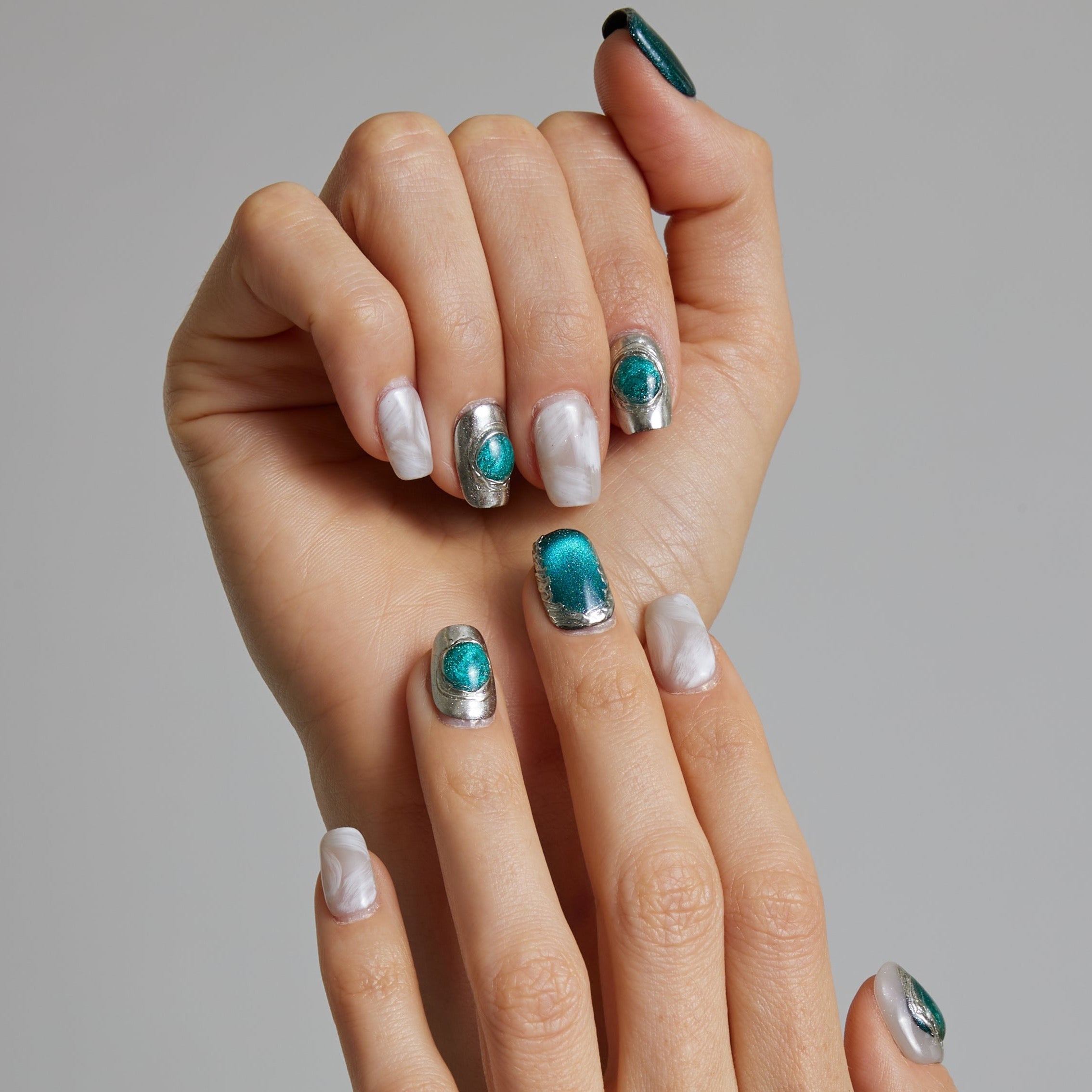 RNS068 – RORINLO HANDS ONLY